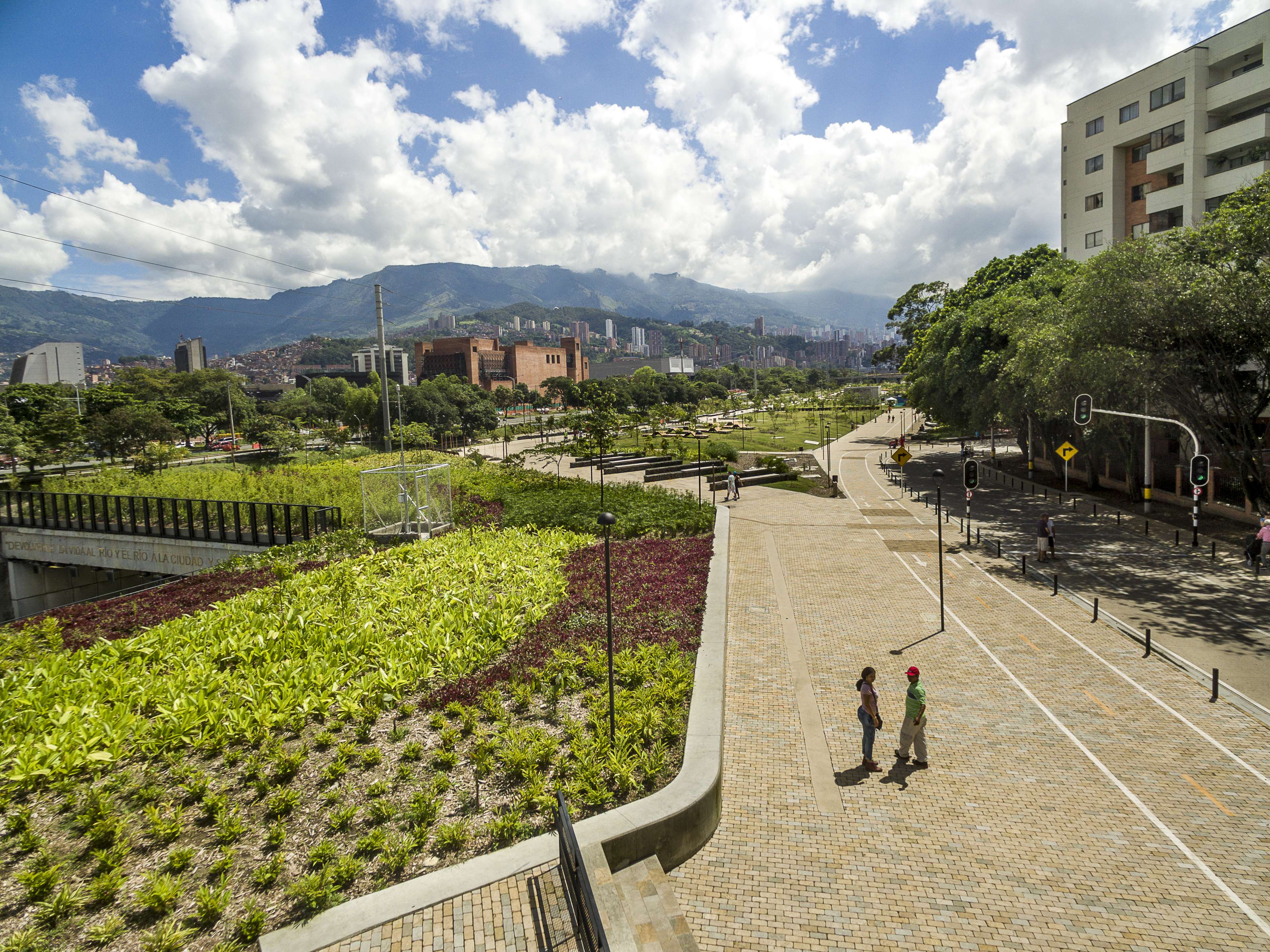 Parques del Río Medellín | Biennal